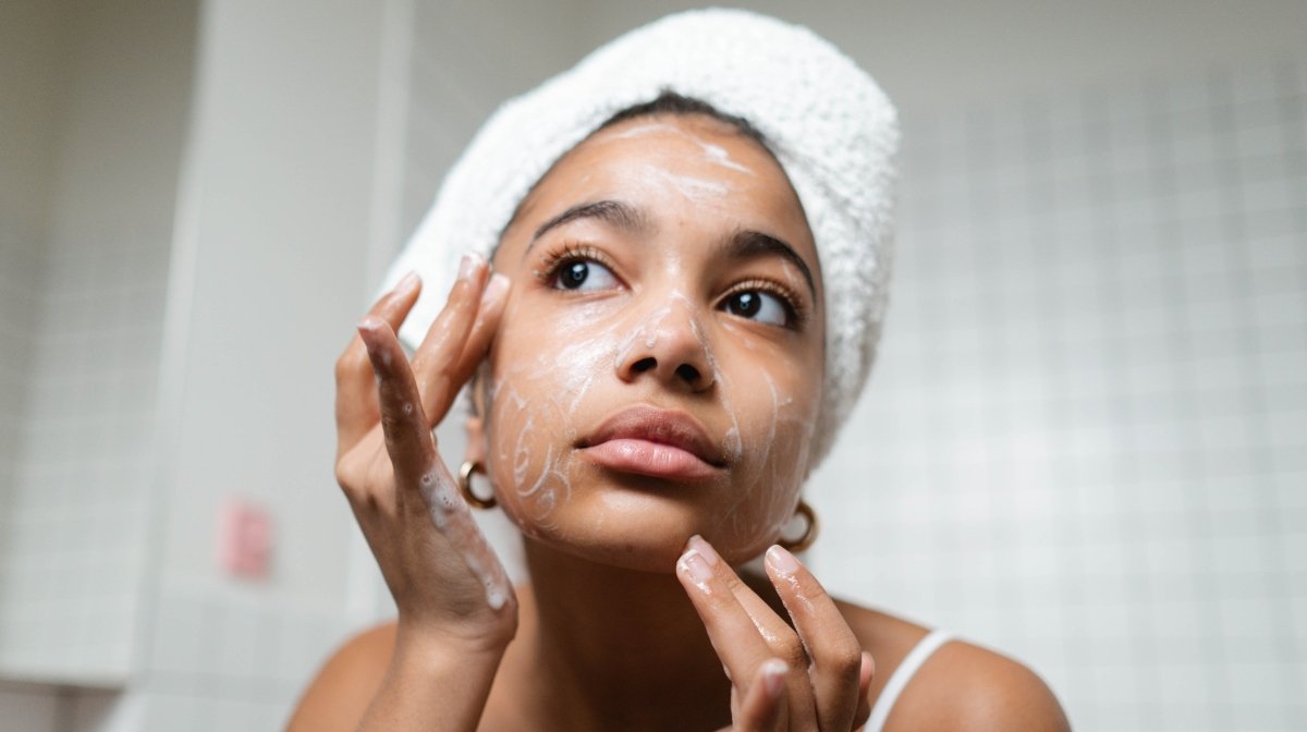 Ways to Get in a Skin Care Routine